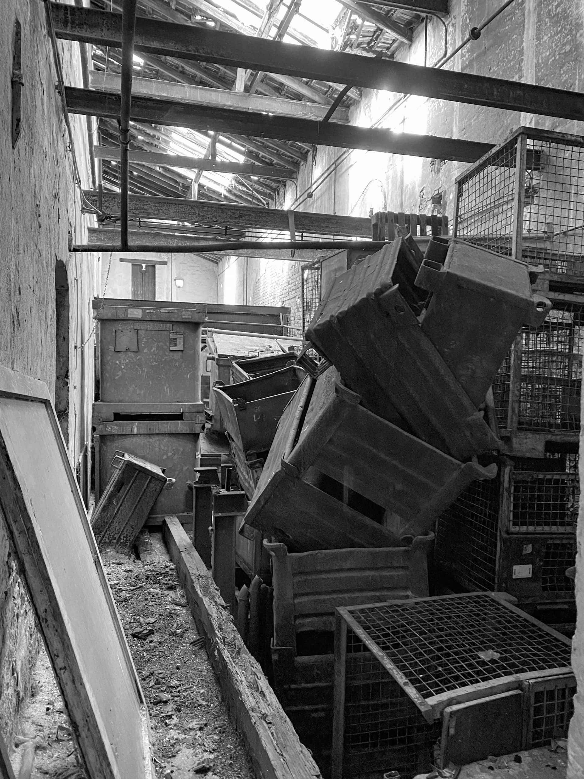 Urbex abandoned factory Nordrhein westfalen @Charles van den Reek